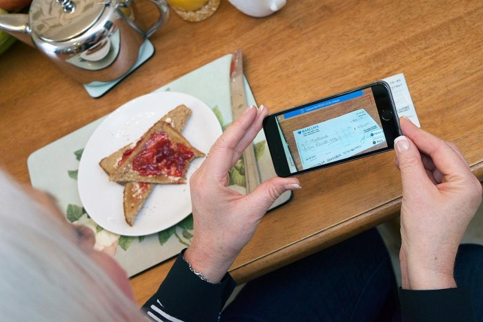 Mitek Supports Multi-Check Deposit