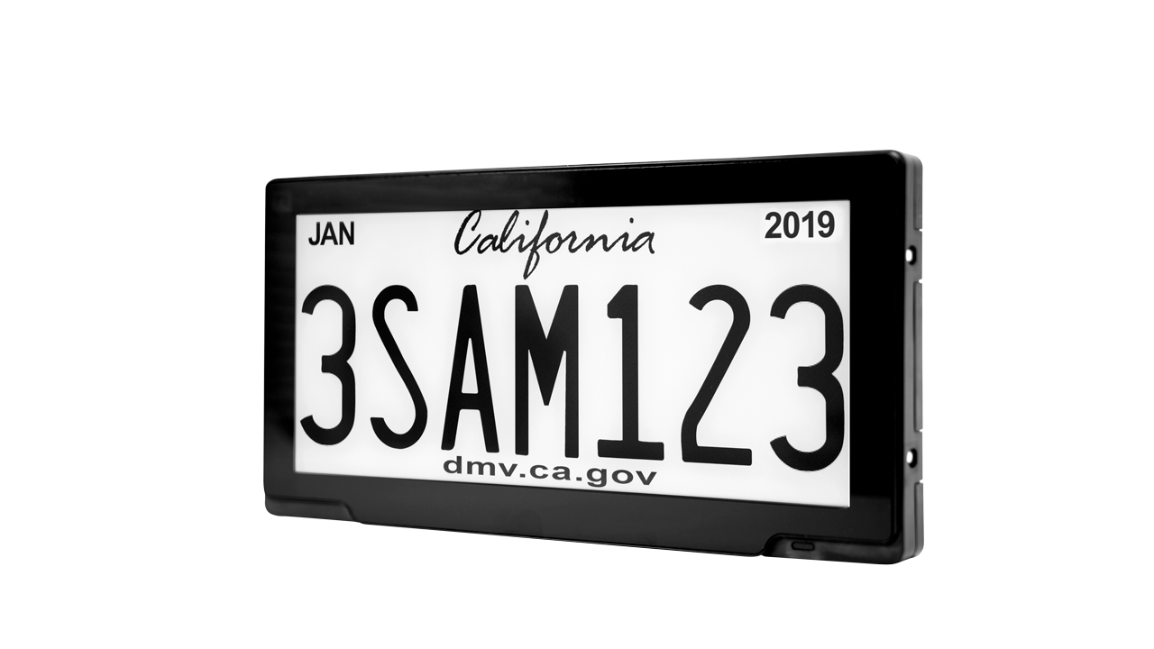 Reviver Auto Debuts Digital License Plates