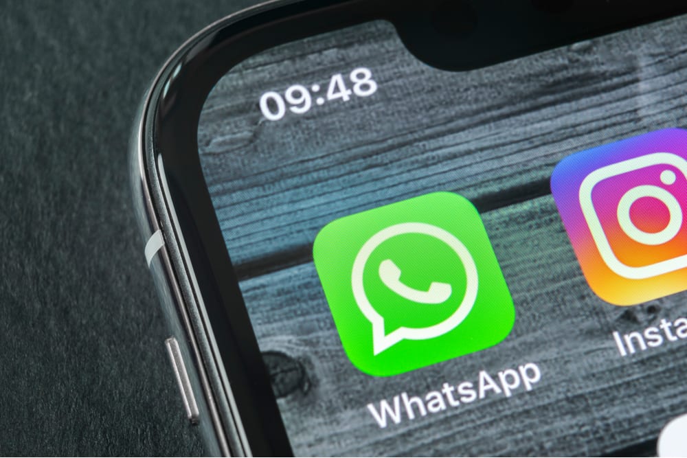 PYMNTS | WhatsApp, Instagram To Carry Facebook Name