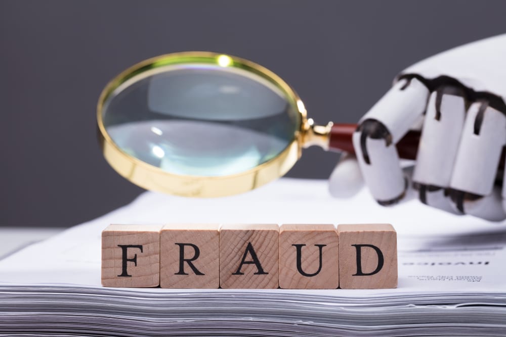 How Humans, Machines Can Catch Payments Fraud