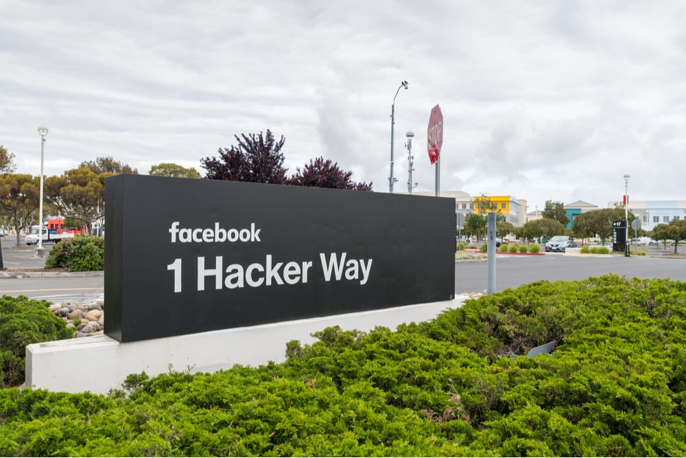Facebook Employees’ Payroll Info Stolen