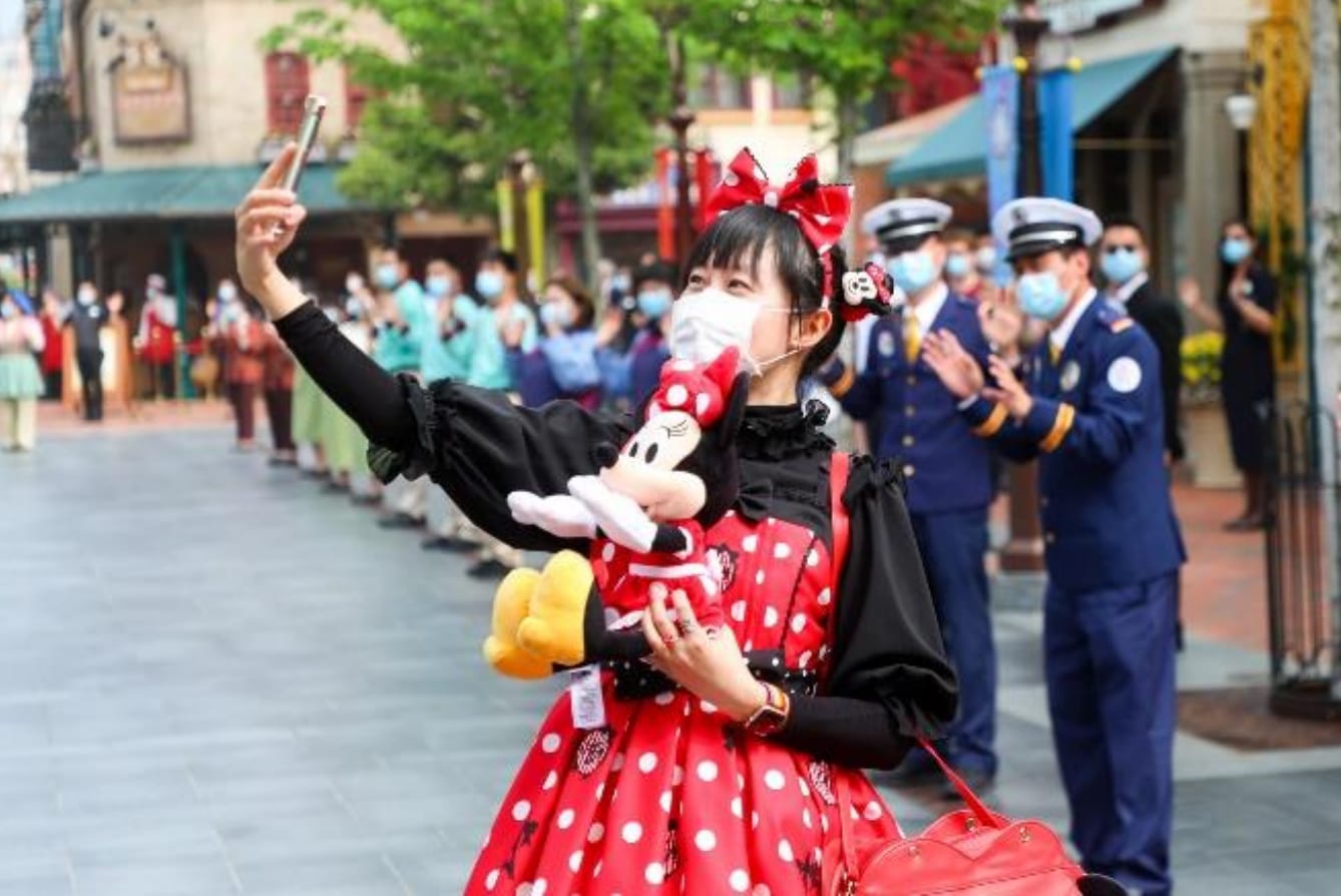 PYMNTS | What Disney Signals For Brick-And-Mortar Leisure