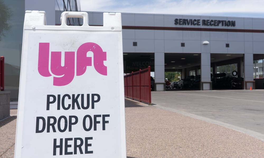 Lyft: Improved July After Q2 Ridership Plunges