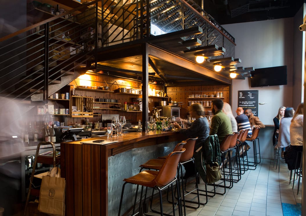 Restaurants Get Ready For Uncertain Holiday Season