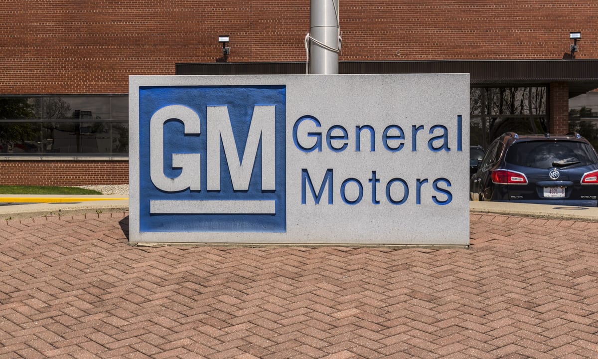 GM’s OnStar Cruises Into Car Insurance Market