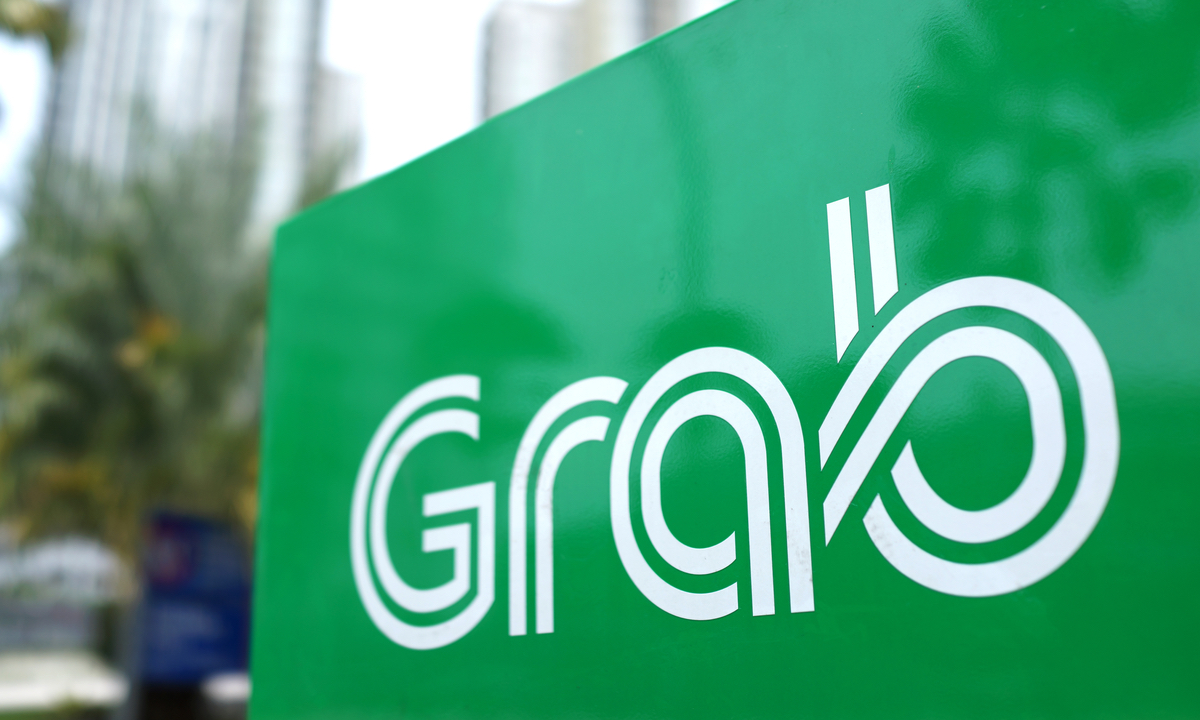 Grab Shares Dip as Singapore Launches Review of Regulations