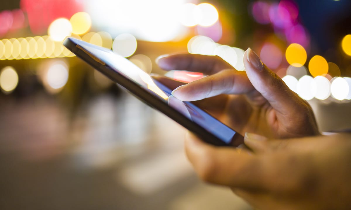 Mobile Order-Ahead Ranking Reveals Rivalries