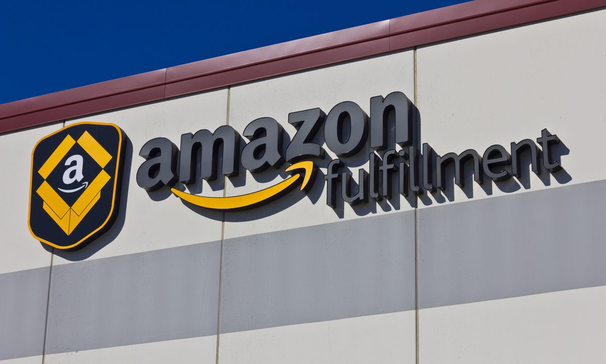 Amazon’s Decelerating Sales Opening For Walmart