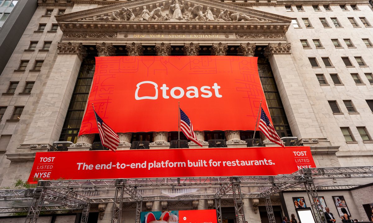 Toast to Secure Restaurants’ B2B Payment Tools