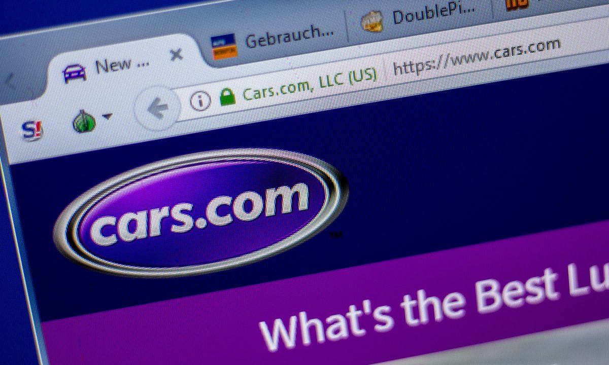 Cars.com to Buy Accu-Trade for $65 Million