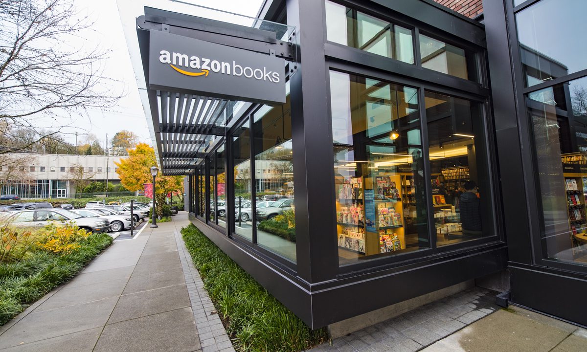 Amazon Closes Book on Bookstores
