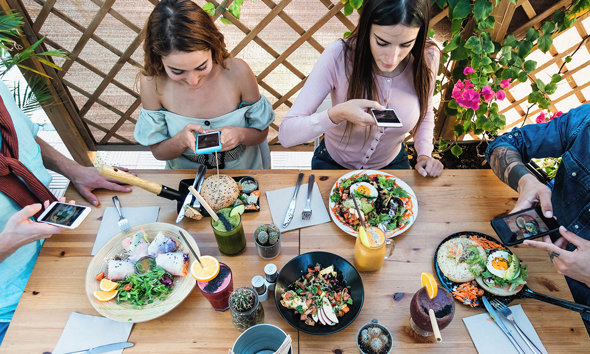 Restaurants See Hot, Cold Relationships with Gen Z