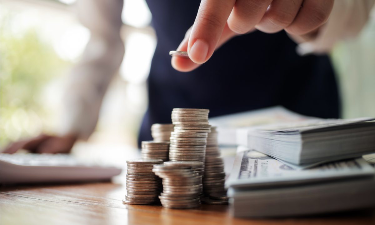 US Banks Post $370B Decline in Deposits