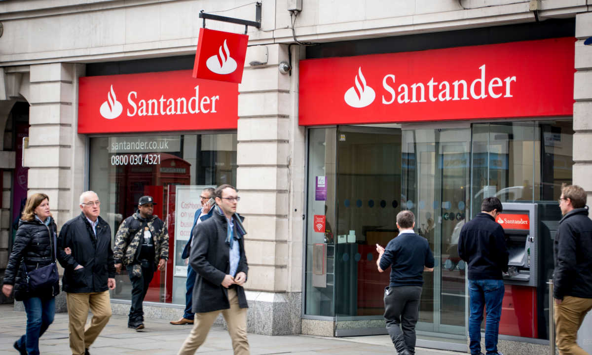 Santander UK to Limit Crypto Exchange Payments