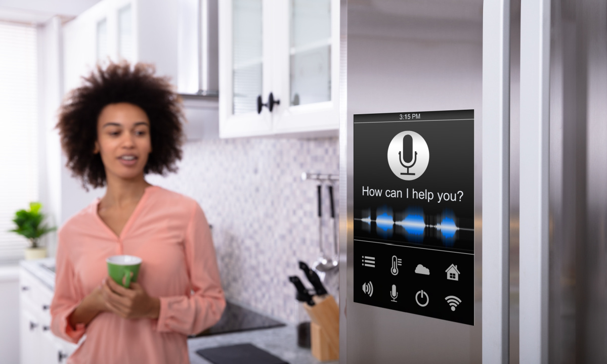 Amazon’s iRobot Bid Spotlights Smart Home’s Evolution