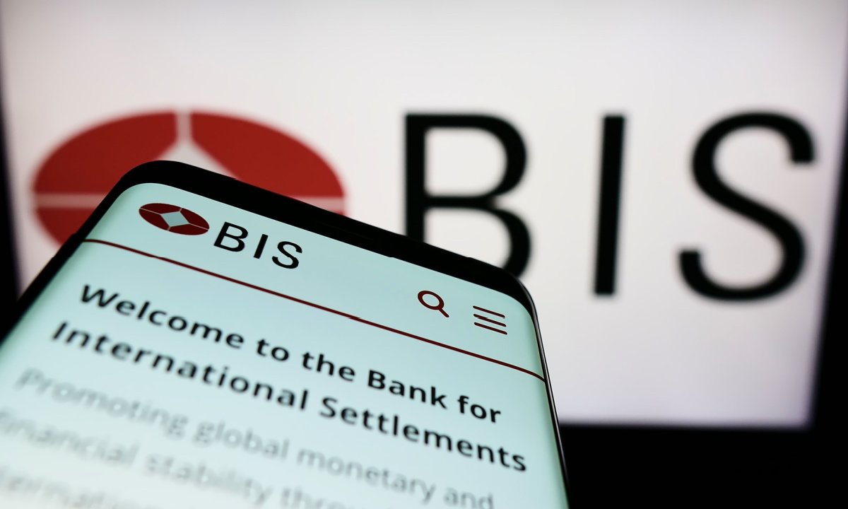 BIS Sees Promise, Challenges Linking Faster Payment Systems