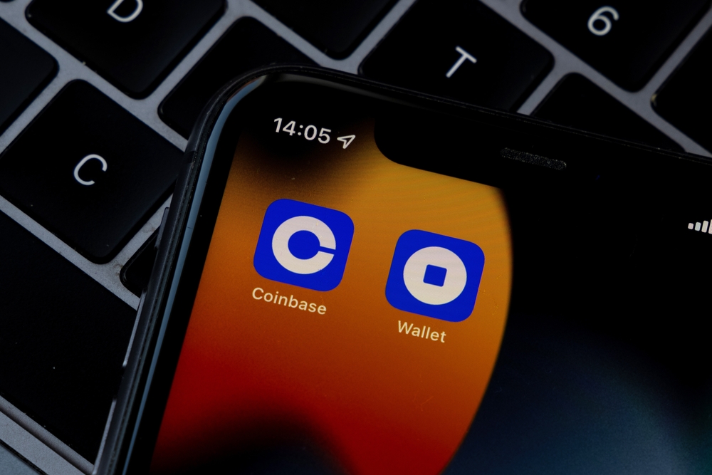 Stablecoins, Unstable Crypto Market Propel Coinbase Profits