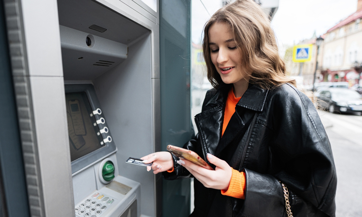 1 in 4 Consumers Overlook Big Banks for Next Credit Card