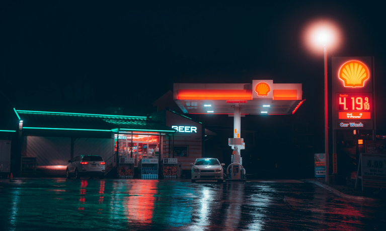 Shell Divests 1,000 Retail Locations, Pivots to Commercial Clients