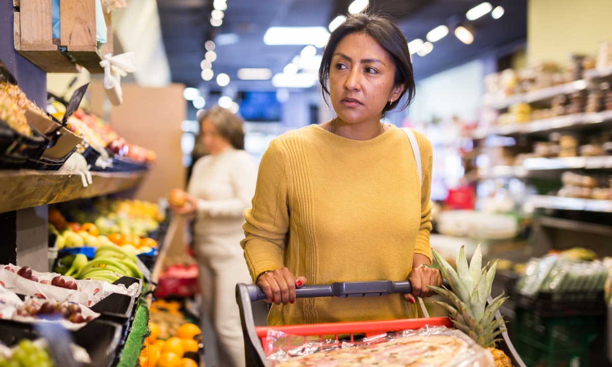 Gen X Shoppers Cut Back on Groceries the Most Amid Inflation