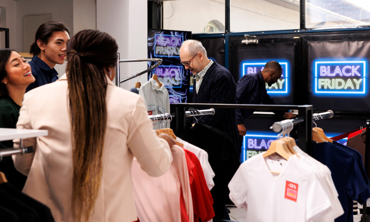 Consumers Use Rewards to Subsidize Holiday Spending